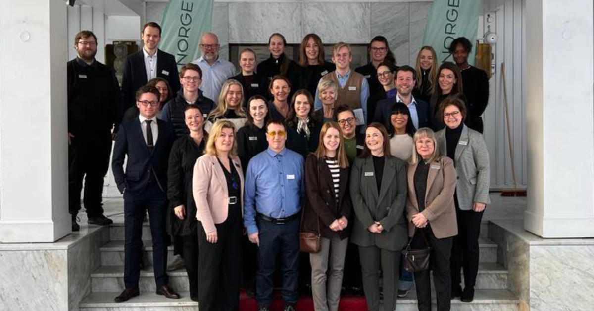 Med oss i ryggen står du aldri alene! | HR Norge